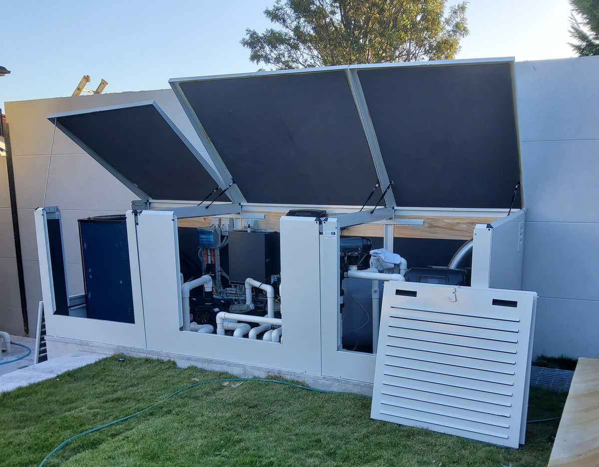 The Acoustic Box – Pool & Property